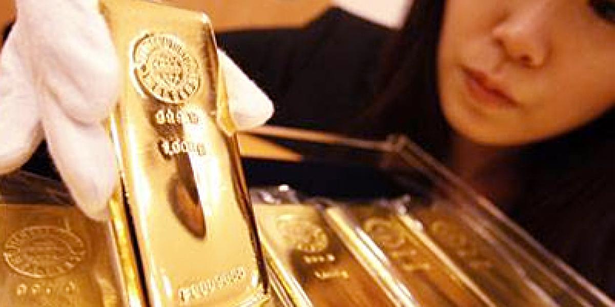 Termina escalada del oro