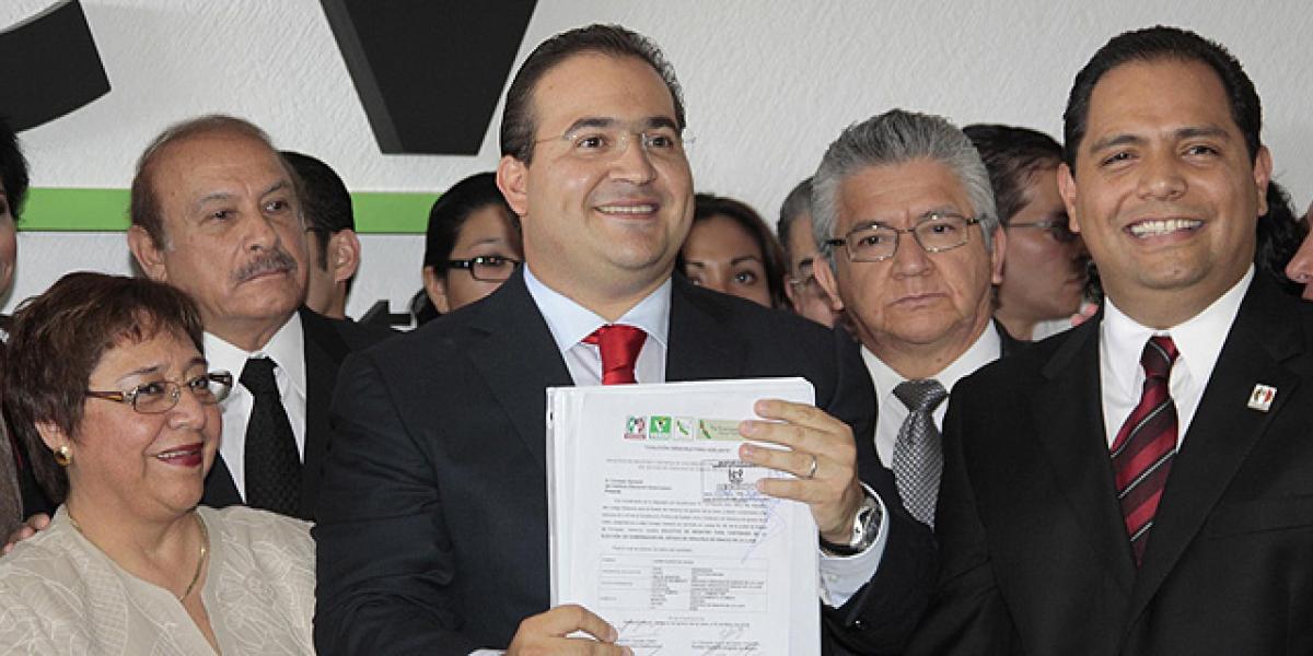 Duarte ha sido financiado por Los Zetas : Yunes