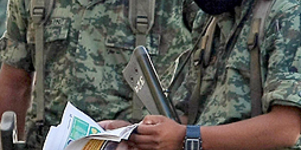 Con música y whisky sepultan a "Nacho" Coronel