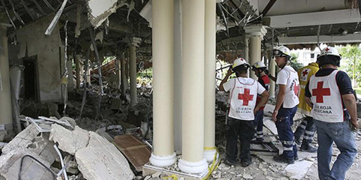 Explosión en hotel de Cancún deja 7 muertos