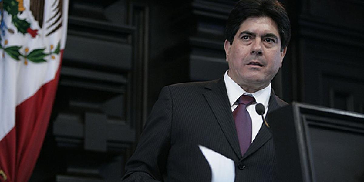PRD expulsa al senador Tomás Torres