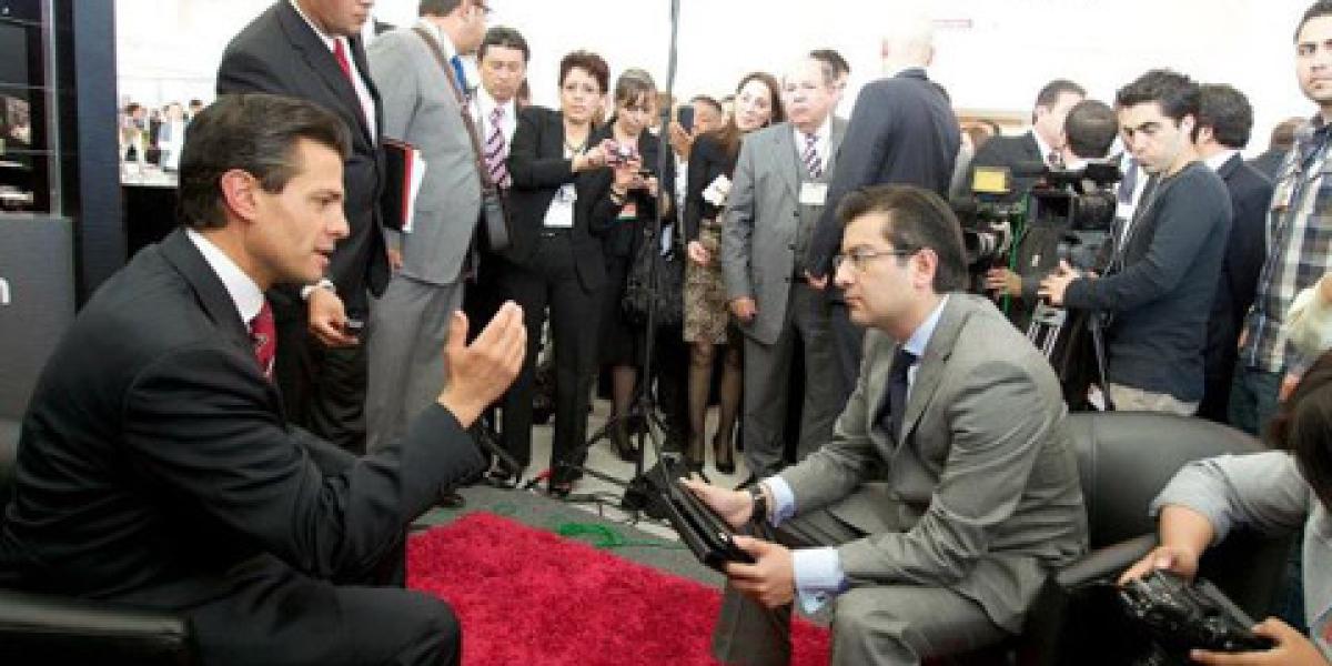 Peña Nieto y Gil Díaz y Elías Ayub, Premios Social Media