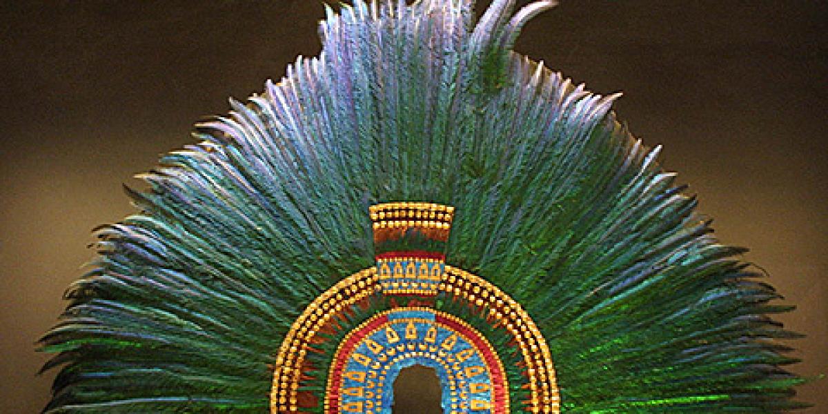 Penacho de Moctezuma: dan pasos a solución