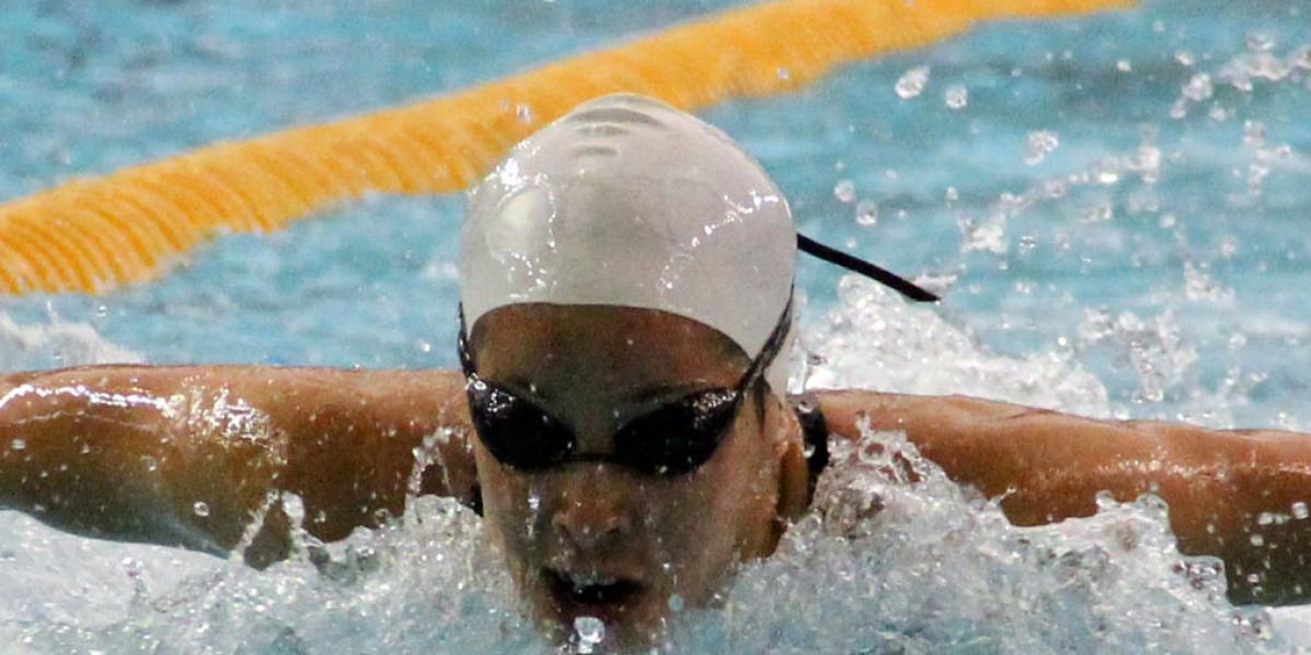 Rita Medrano quedó fuera en 200 metros mariposa