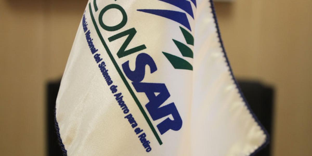 Consar fomentará ahorro para el retiro en mexicanos de EU