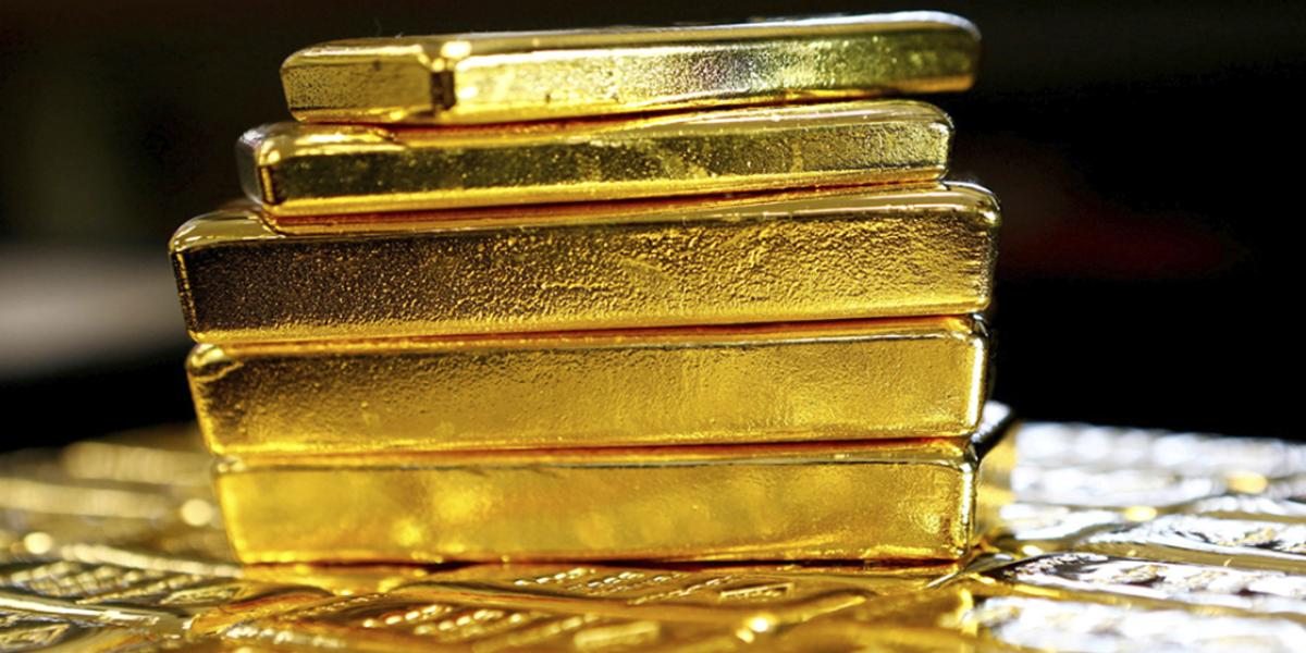 El oro inicia junio con alzas de 2% por demanda de refugio seguro
