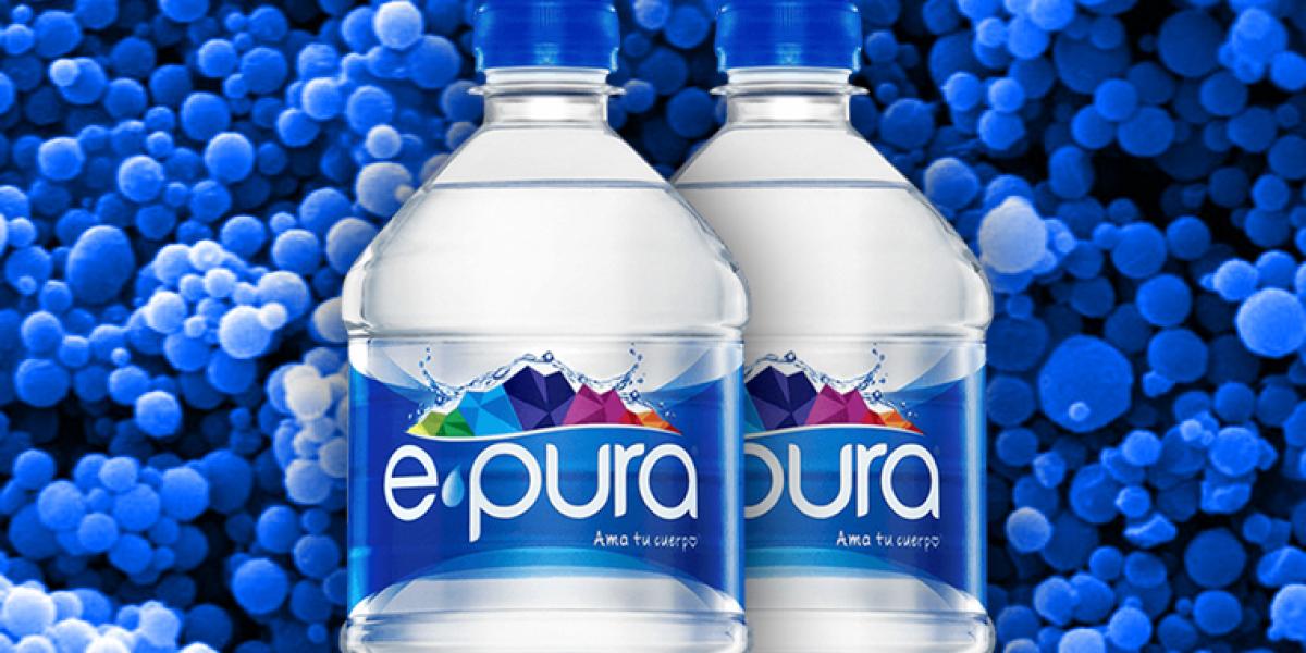 Descubren partículas de plástico en botellas de agua de 11 marcas