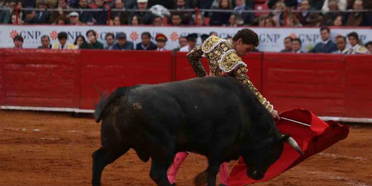 Cerrojazo juvenil en La México