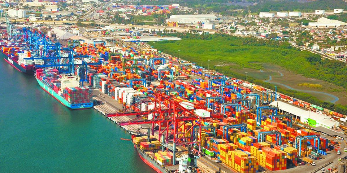 Puerto de Manzanillo alcanza récord en movimiento de carga durante primer trimestre de 2025