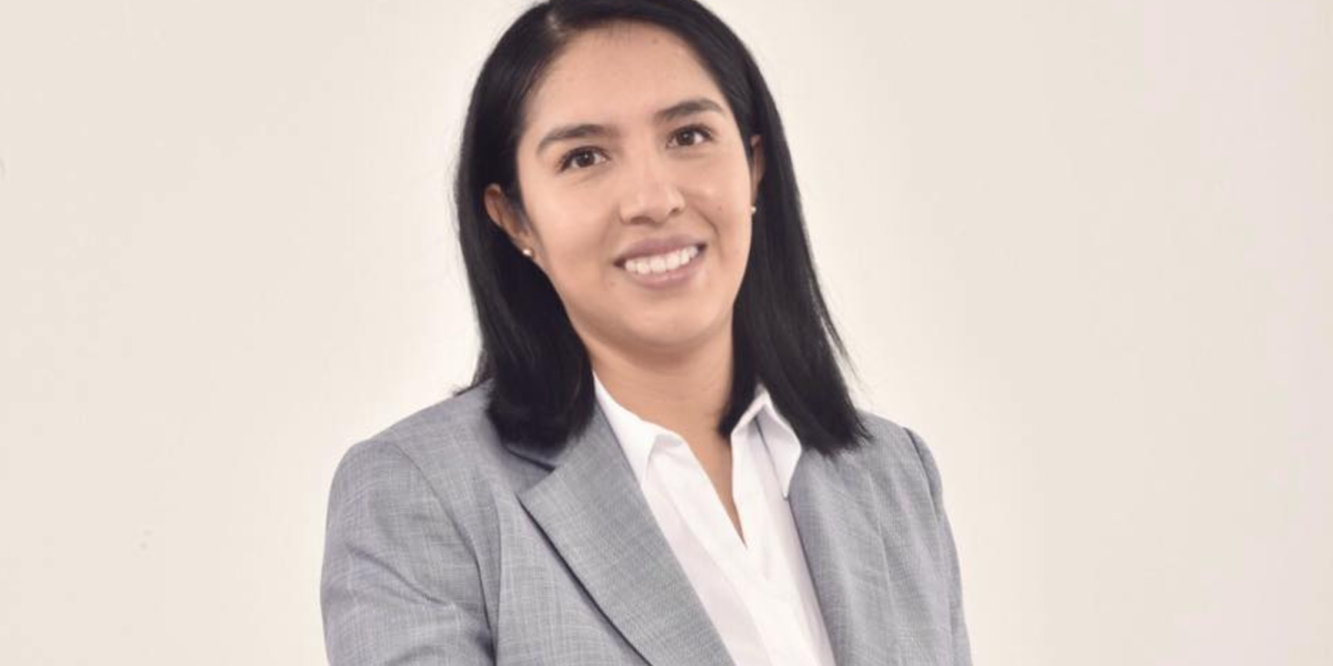 Nidia Martínez renuncia a candidatura y declina en favor de Alejandro ...