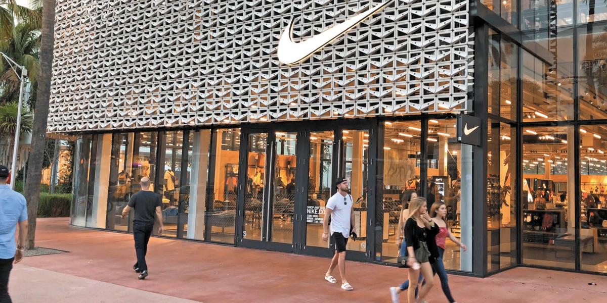 Nike incumple estimaciones de ventas tras cierre de fábricas en Vietnam