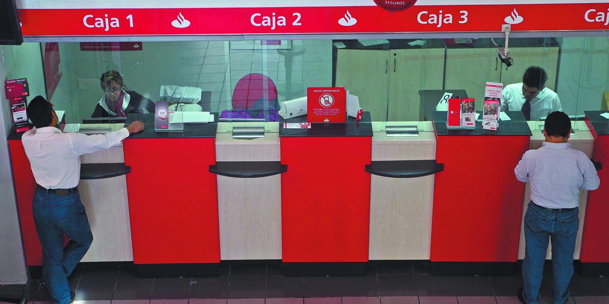 Menor demanda de crédito ayudó a que el sistema financiero permaneciera ...