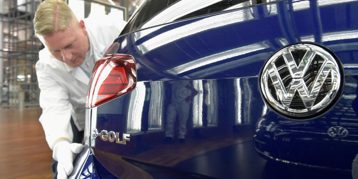 La UE estudia eliminar aranceles a los autos eléctricos de Volkswagen ...