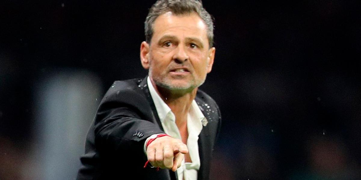 Un entusiasta Cocca va contra el muro de Estados Unidos