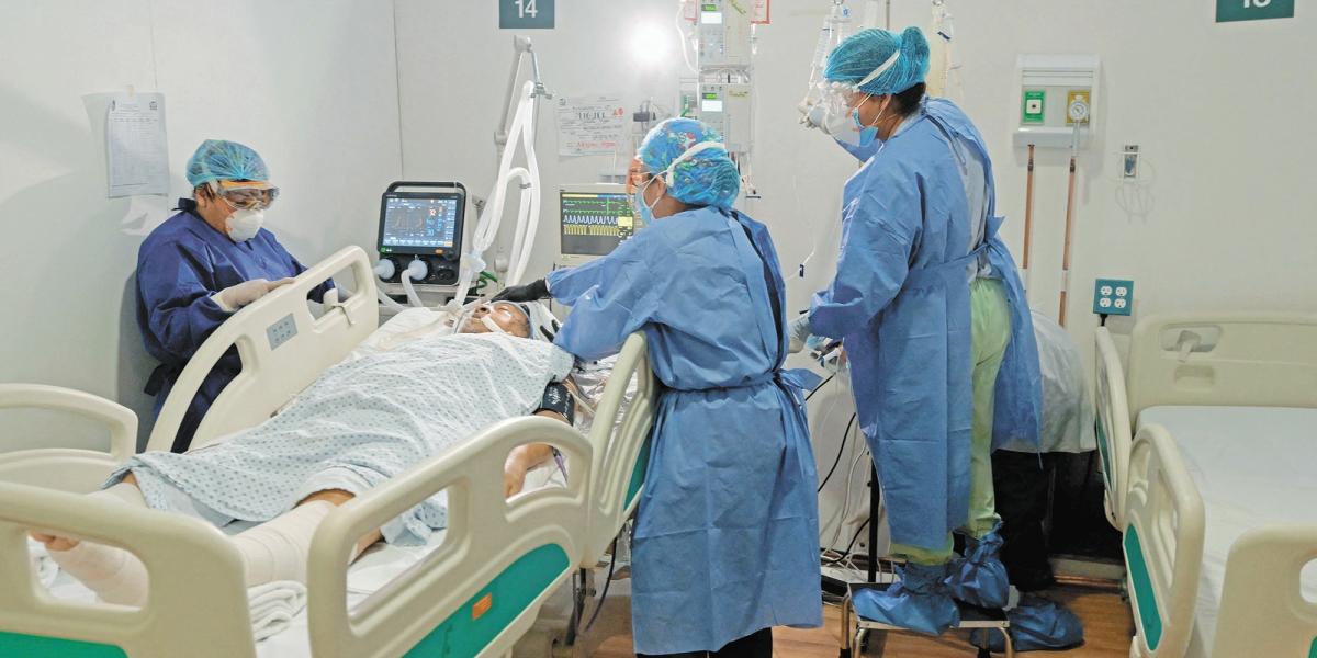 Detectan variante altamente mutada del Covid-19; pandemia está en "una ...