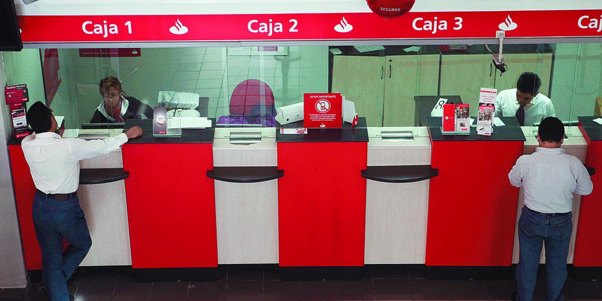 ¿Los bancos abren este lunes 17 de marzo? Esto dice la ABM