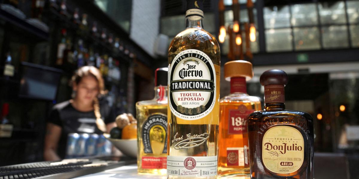 Becle vende la totalidad de su participación en LALO Spirits