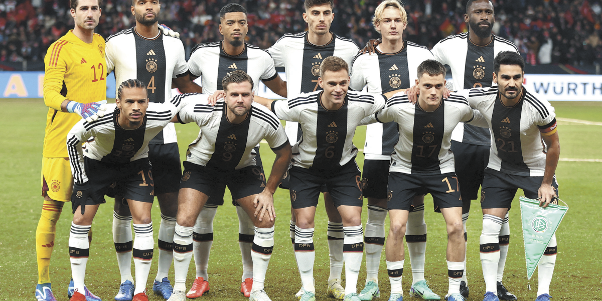 Alemania abre telón de la Euro con reto de identidad