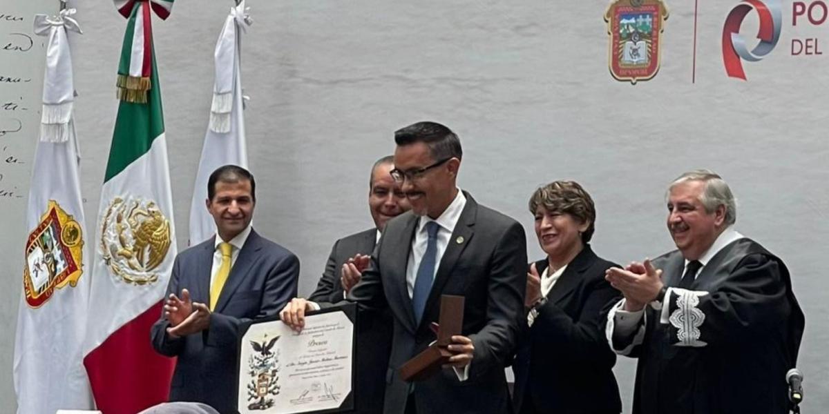 Reconocen la trayectoria profesional del consejero Sergio Javier Molina ...