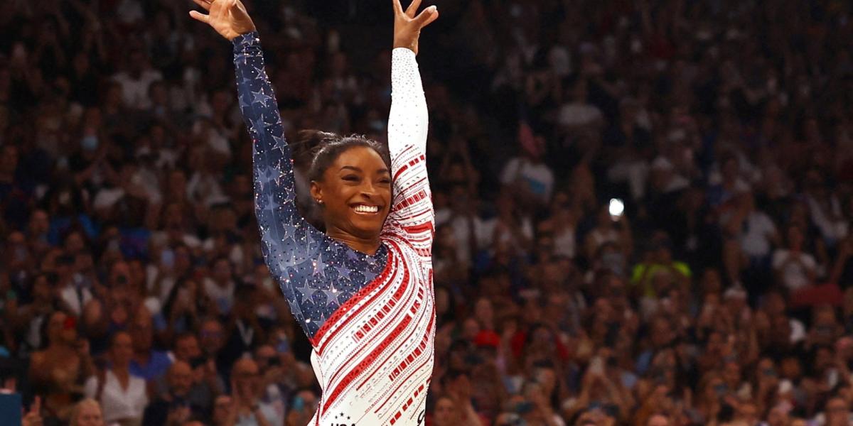 Simone Biles: la redención de grandeza y oro por equipos