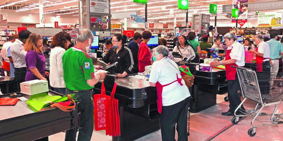 Consumo privado bajó su ritmo en septiembre, la debilidad seguirá por ...