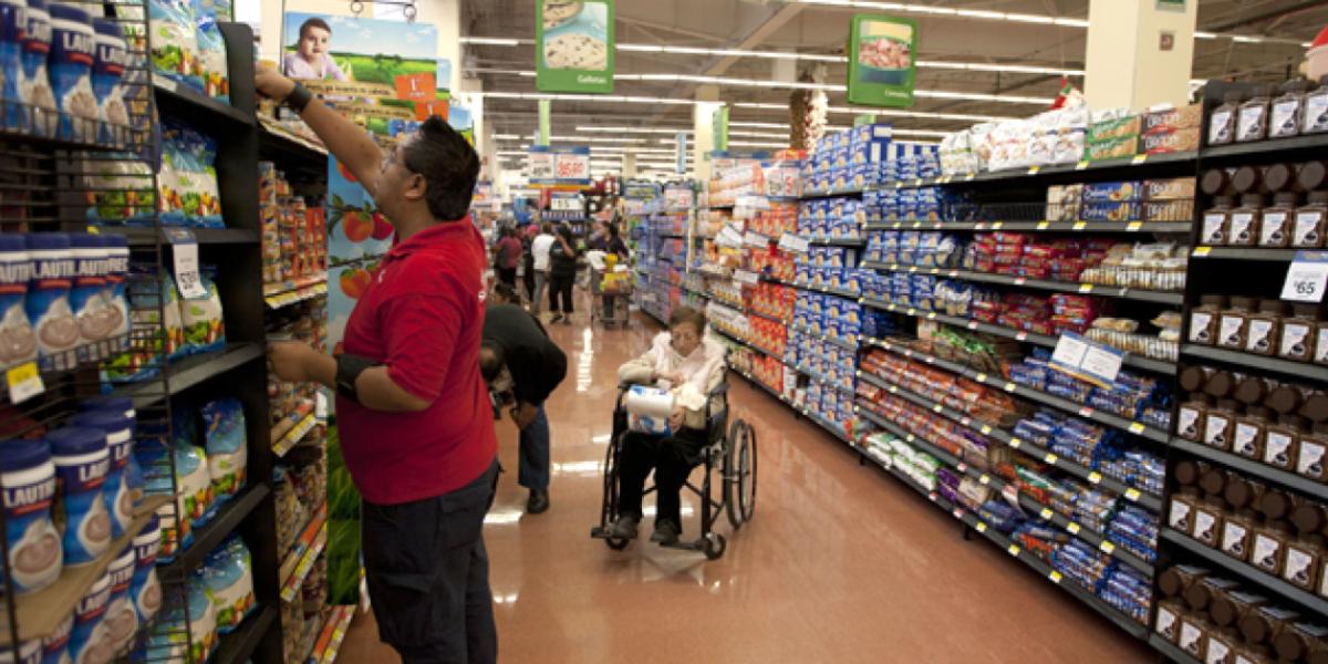 Ventas minoristas retomaron ritmo en abril: crecieron 0.8% mensual