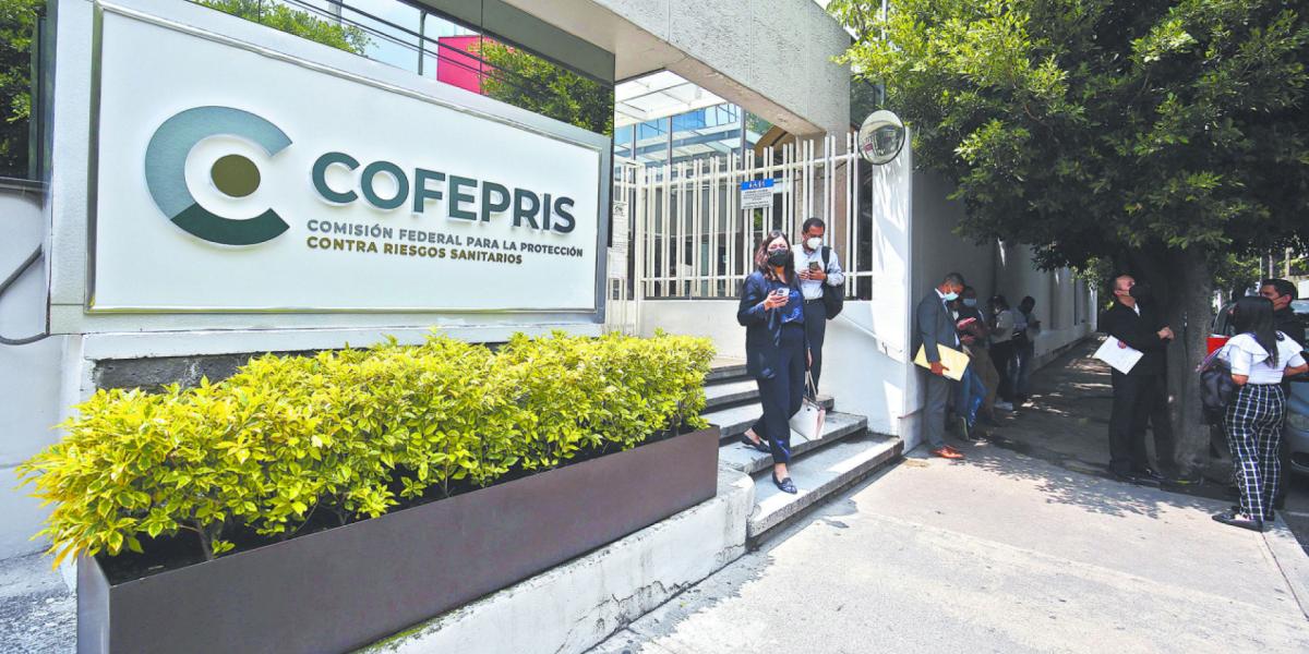 Cofepris prepara cambios regulatorios para agilizar trámites