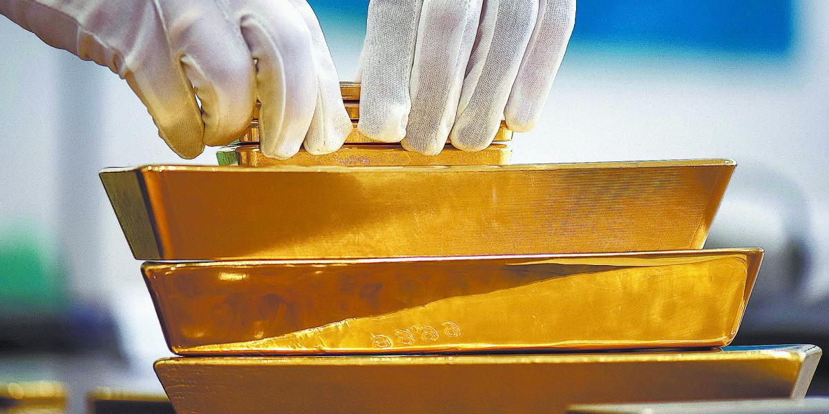 Oro brilló por eventos geopolíticos