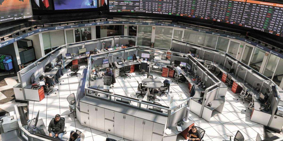 Bolsa mexicana cae tras racha de tres avances