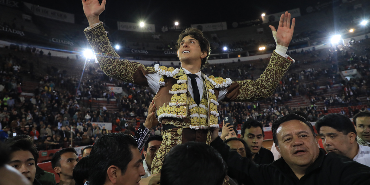 FOTOS: La Plaza México deslumnbra con Andrés Roca Rey y reconocimiento ...