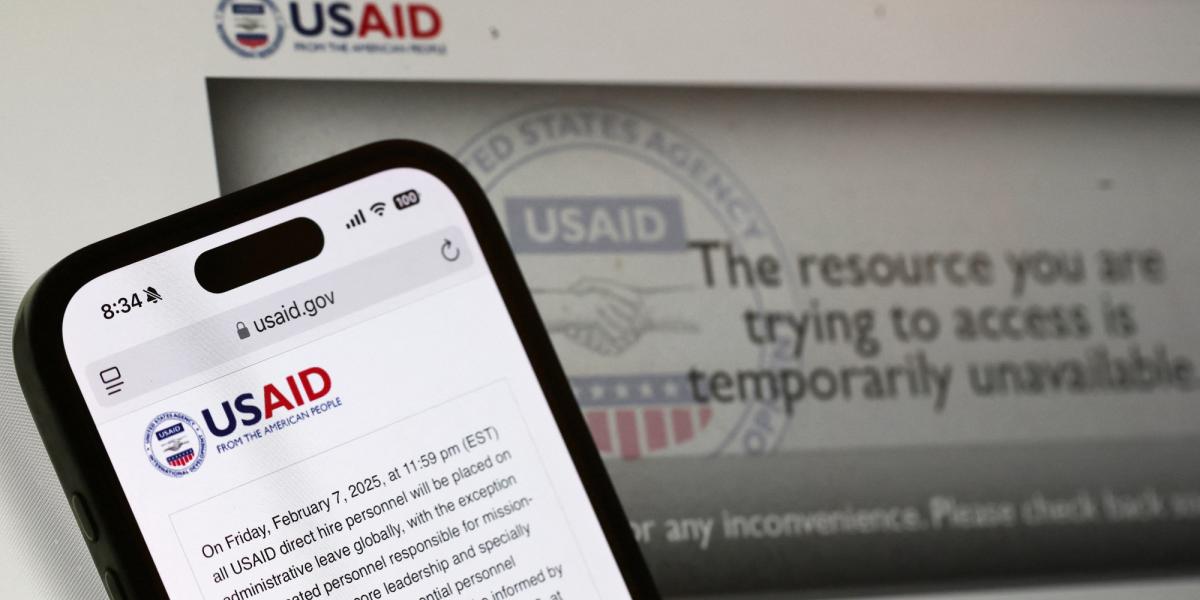 Trump defiende la eliminación de la USAID y dice que "la izquierda radical" no puede hacer nada ...