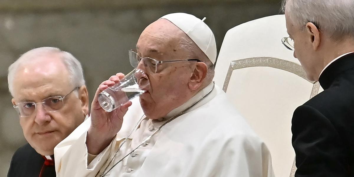 ¿Qué tan grave es la neumonía bilateral que padece el papa Francisco?