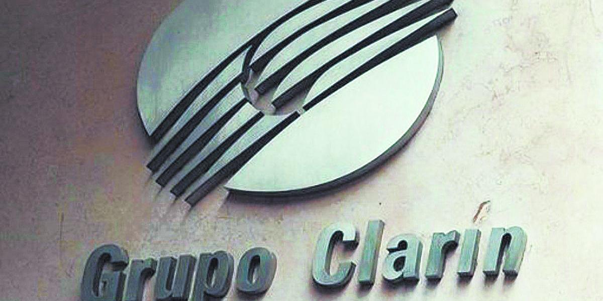 Milei pondrá la lupa en compra de Telefónica por Grupo Clarín