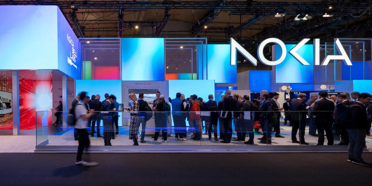 Nokia compra a Infinera para crecer en redes ópticas y semiconductores