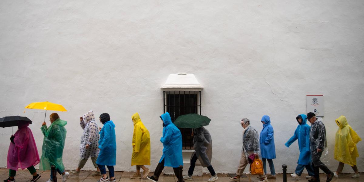 La tormenta Laurence provoca cortes de carreteras e inundaciones en España