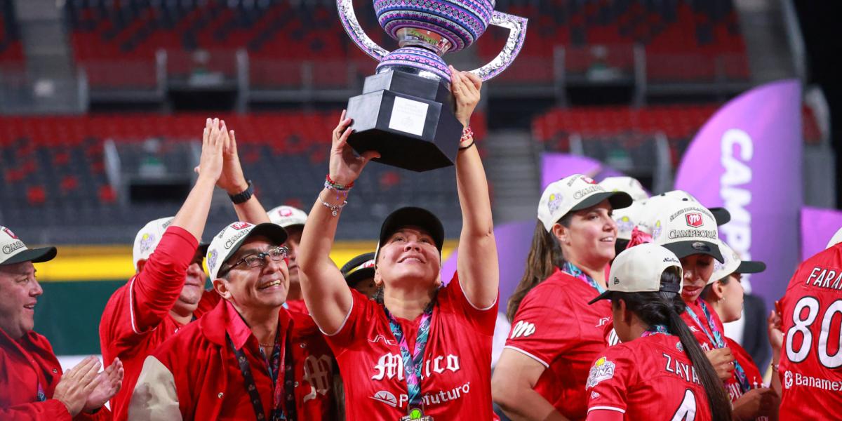 Softbol femenil completa triplete histórico de Diablos Rojos