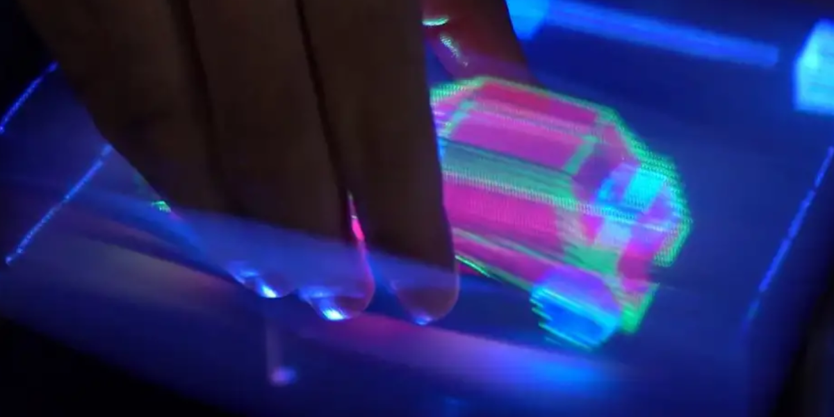 ¿Tony Stark eres tú? Científicos logran crear hologramas que puedes ...