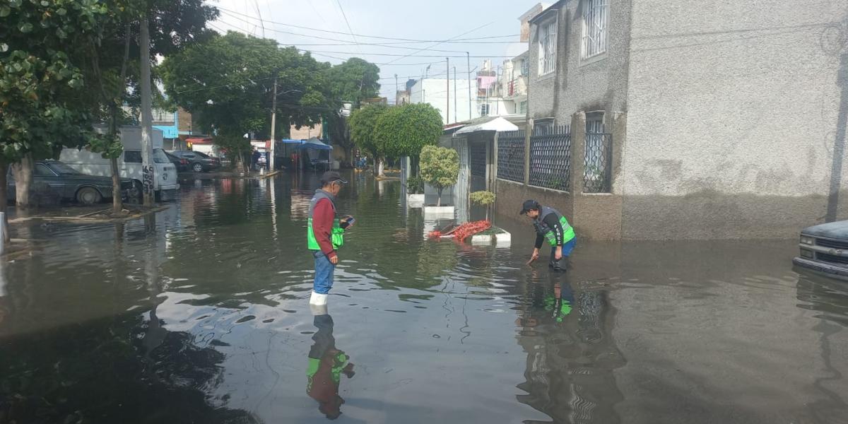 20 colonias de Iztapalapa afectadas por lluvias; tramo de la Línea A ...