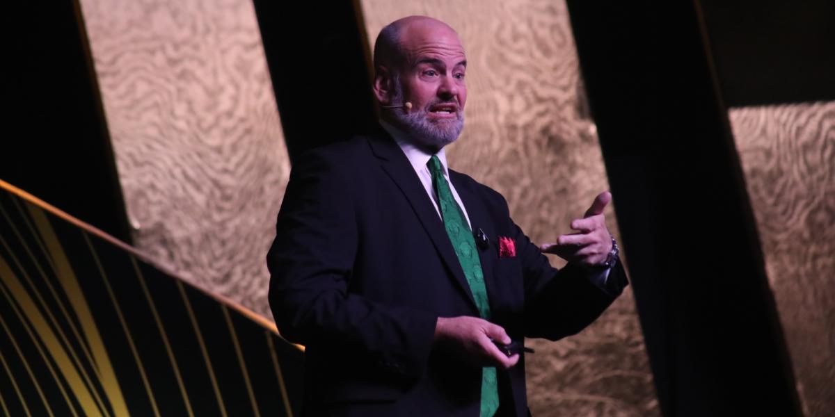 Disrupción de la IA sin perder la conexión humana, reto de RH ...