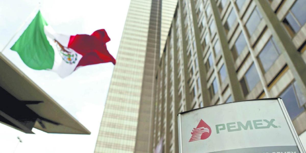 Producción de Pemex cae 8% en 2025 y queda en 1.36 millones de barriles ...