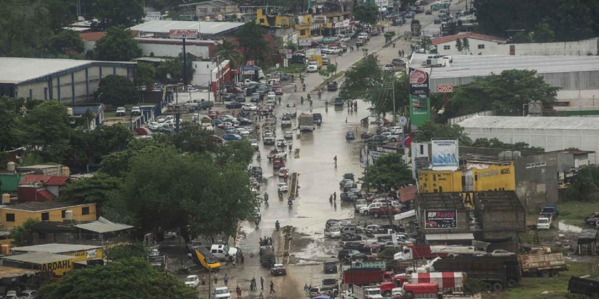 Aseguradoras pagan más por inundaciones en 2025