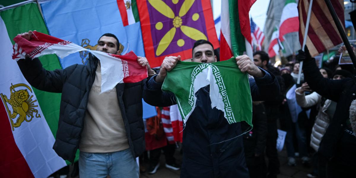 Hezbolá acusa a EU e Israel "infiltrarse" en las protestas de Irán para ...