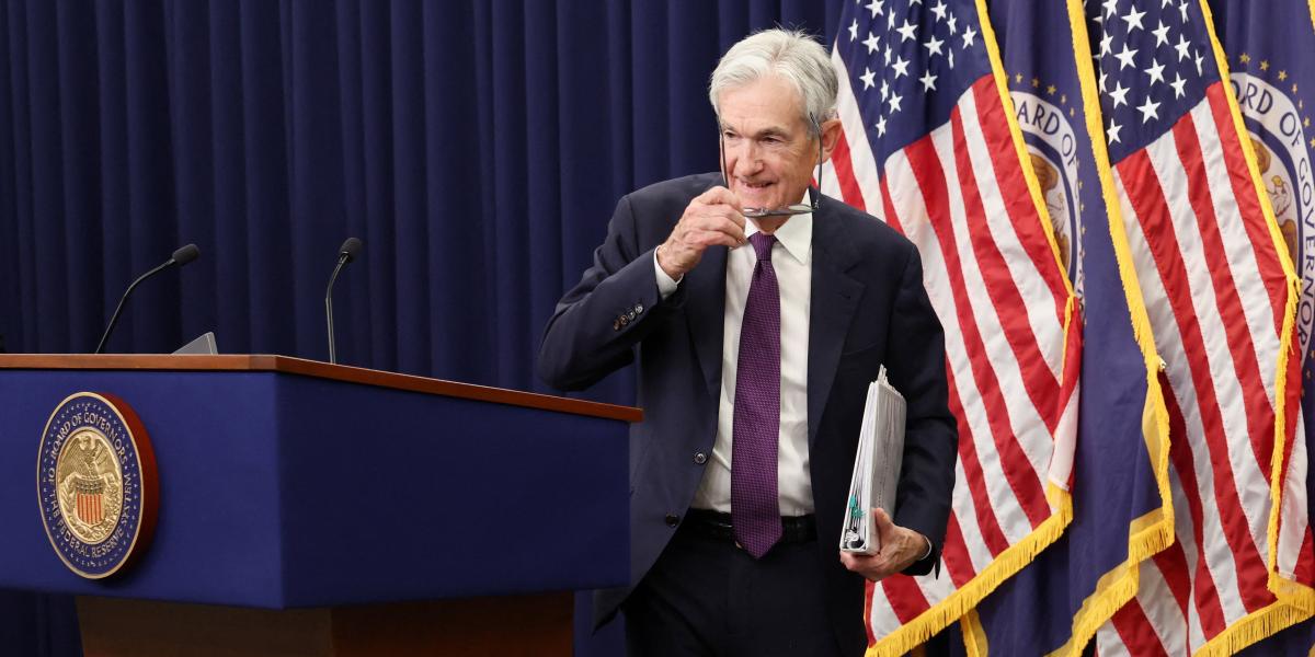 Powell termina su mandato; seguirá en el FOMC
