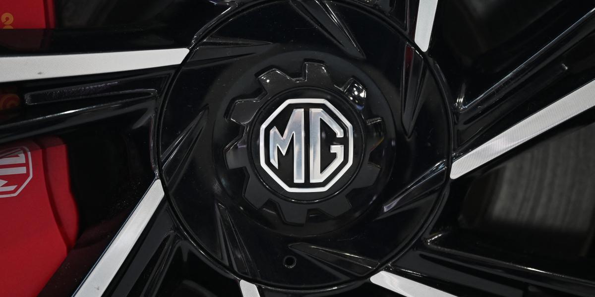 MG5 compite codo a codo con Sentra, Aveo y Versa, líderes de ventas