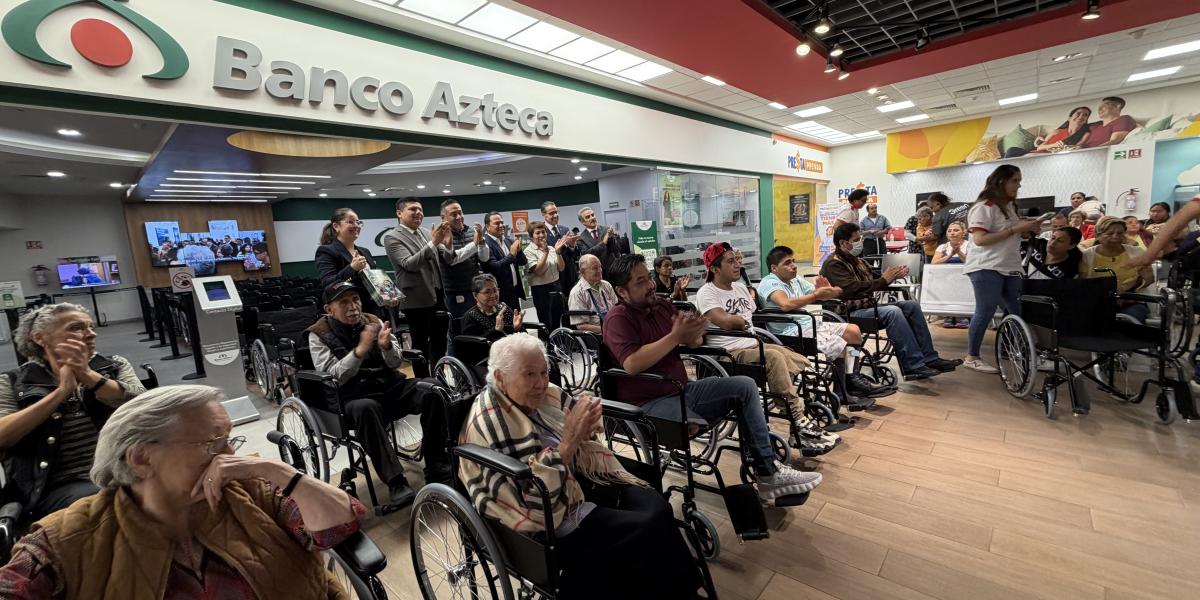 Banco Azteca impulsa movilidad e inclusión con 50 sillas de ruedas