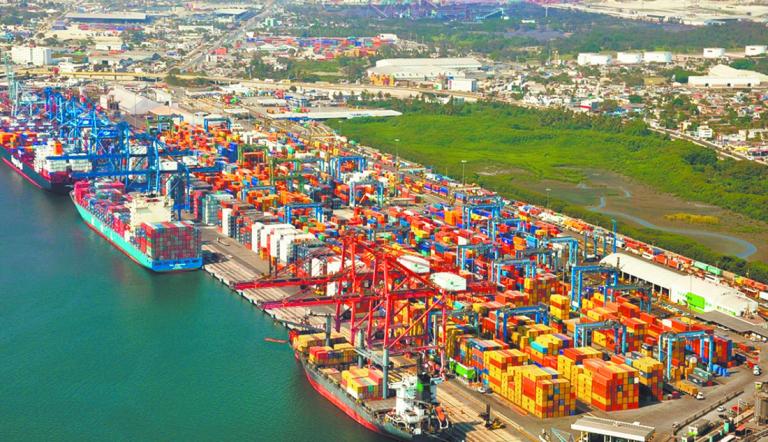 Puerto de Manzanillo alcanza récord en movimiento de carga durante primer trimestre de 2025