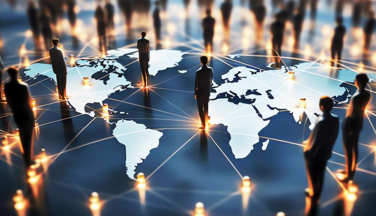 Dos enfoques para aprovechar el nearshoring y la tecnología en la gestión de talento