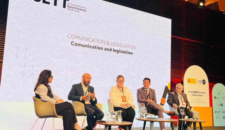 El senador Emmanuel Reyes Carmona fortalece lazos institucionales en el Foro ASETT sobre ...