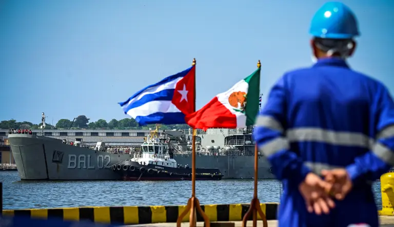En medio de crisis, Cuba recibe barco de petróleo con 85,000 barriles ...